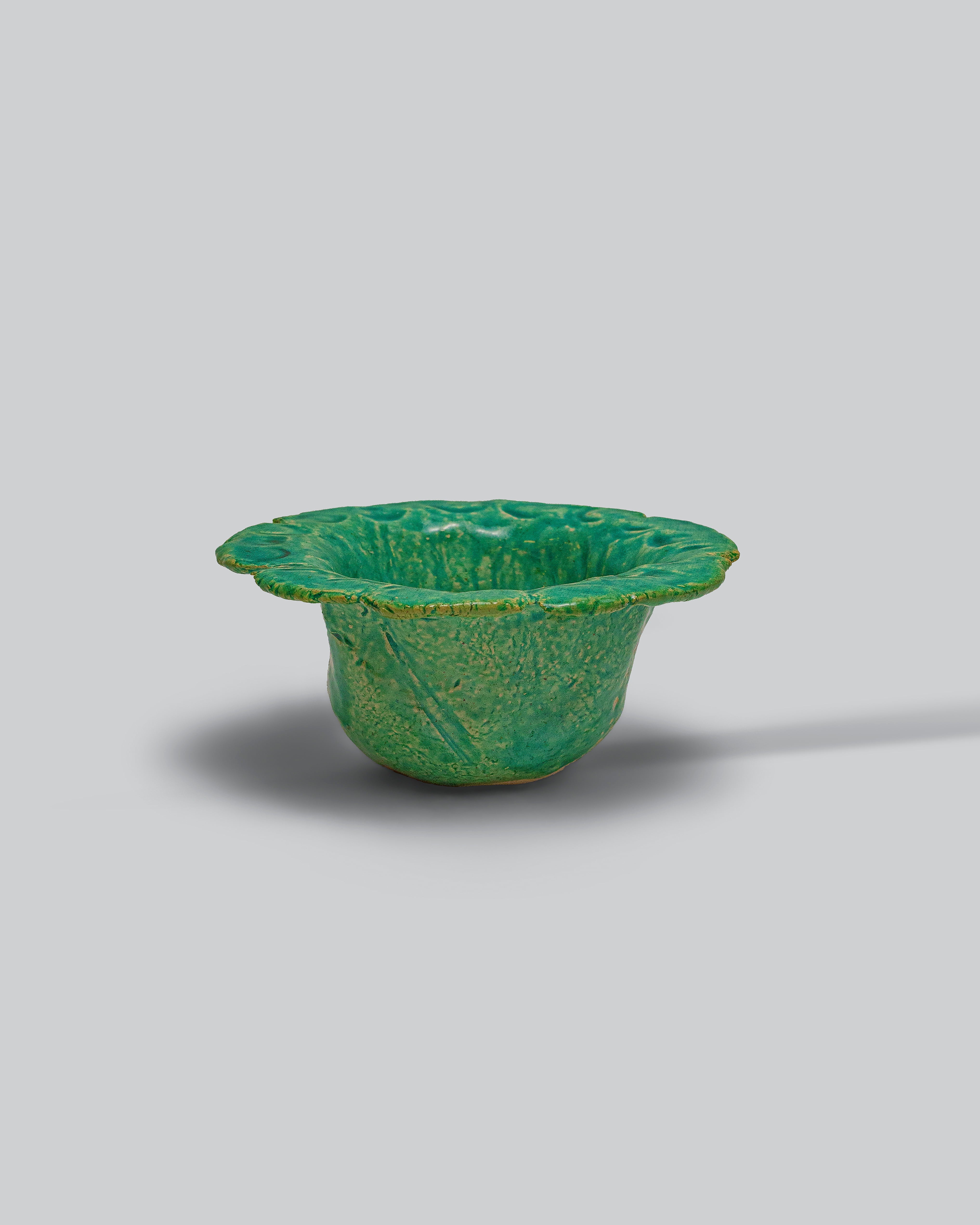 Flower pinch pot – Formato Fine Arts